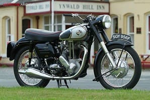 Road Test: Norton ES2 | The Classic Motorcycle