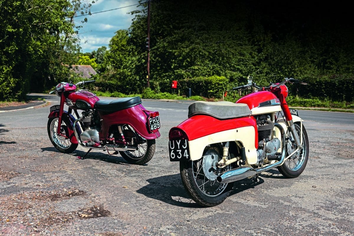 The 'bathtub' motorcycle trend: Triumph 5TA Speed Twin & Norton ...